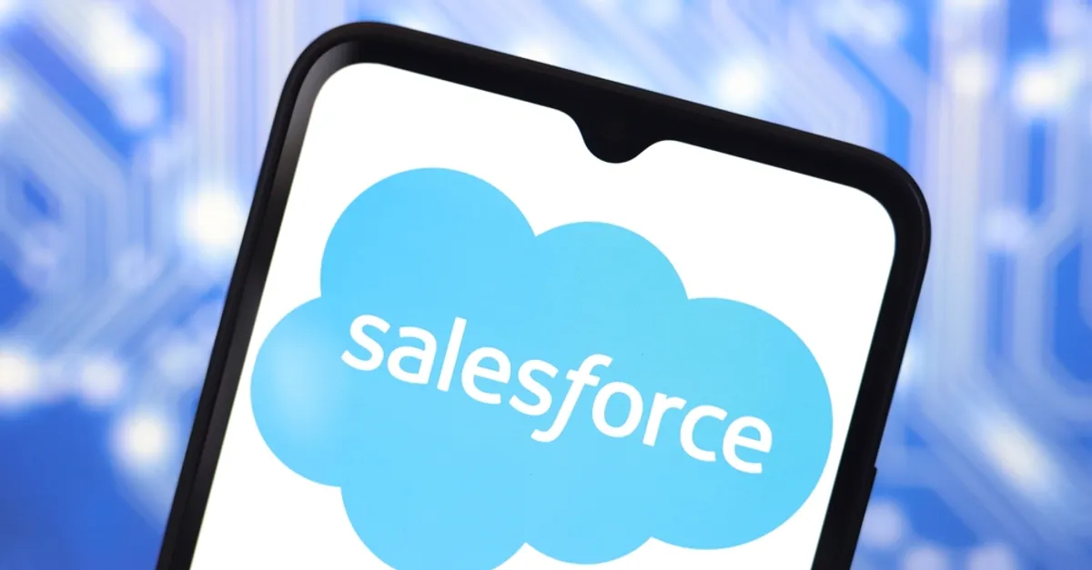 Salesforce stock forecast | Is CRM a good stock to buy? | Capital.com