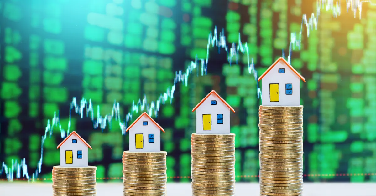 FTSE vs UK Property 2025 | Market Comparison | Capital.com